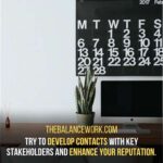 10 Insecure Boss Traits & How To Cope With Them - TBW