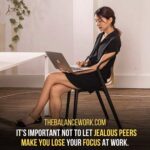 9 Signs For How To Tell If A Coworker Is Jealous Of You - TBW