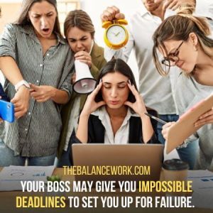 12 Signs Your Boss Is Setting You Up To Fail | TBW