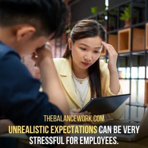 15 Controlling Boss Signs - Be Aware | TheBalanceWork